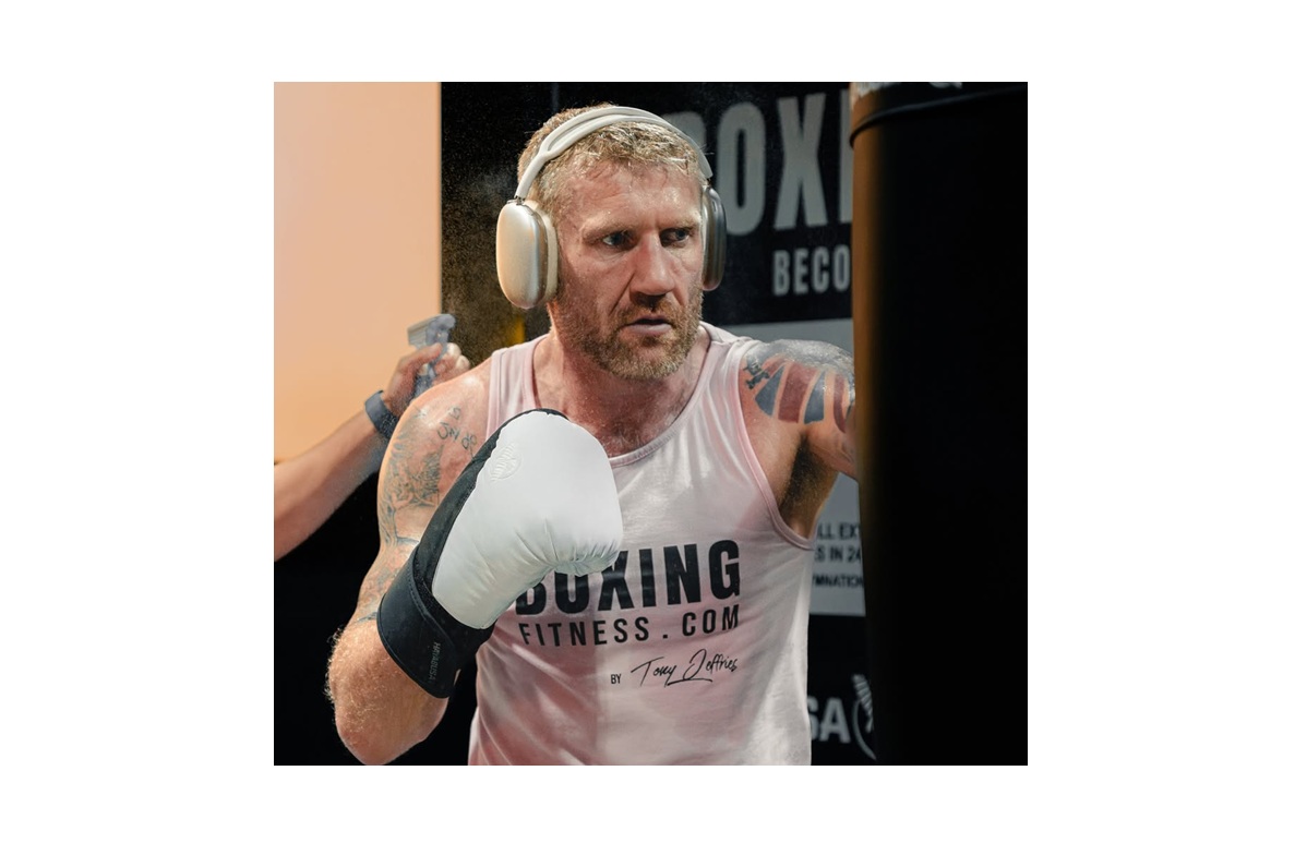TONY JEFFRIES MAKES HISTORY WITH 147,218 PUNCHES IN 24 HOURS — A WORLD ...